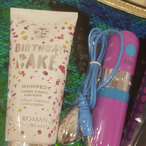 Pure Romance | Bags | Ohonthego Mermaid Wristlet | Poshmark